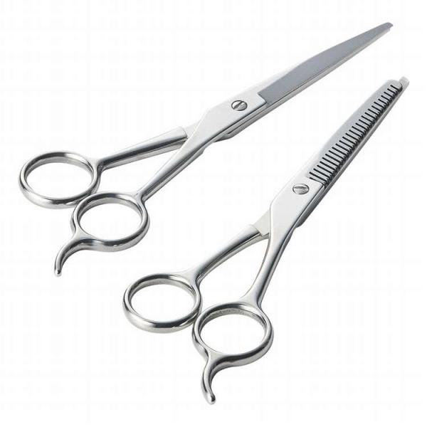 【発売日：2025年10月27日】【商品詳細】材質:クロムメッキ刃物鋼生産国:中国セット内容:散髪ハサミ（全長15cm）・スキハサミ（全長15.5cm）×各1