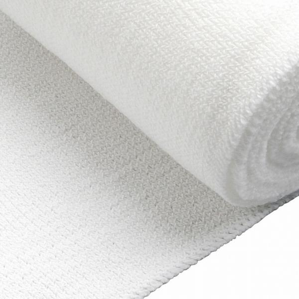 【発売日：2024年10月15日】【商品説明】しなやかでソフトな感触の弾力包帯です。綿100％で肌にやさしく、吸湿性に優れています。強撚加工糸を使用し、理想的な弾力性を有しています。蛍光増白剤未使用。ラテックスフリー。サイズ(幅×伸長)：5...