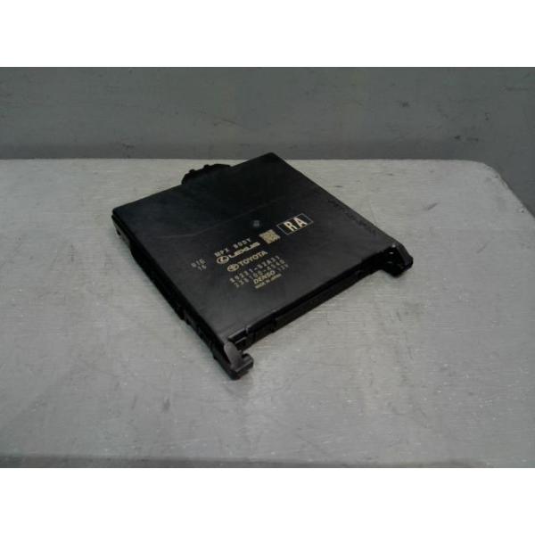 **** 商品説明を必ずご確認ください ****部品管理番号：240803000369952部品メーカー：デンソーメーカー純正品番：89220-52E03部品名：MPXコンピューター部品メーカー品番：238100-4540,89221-52...