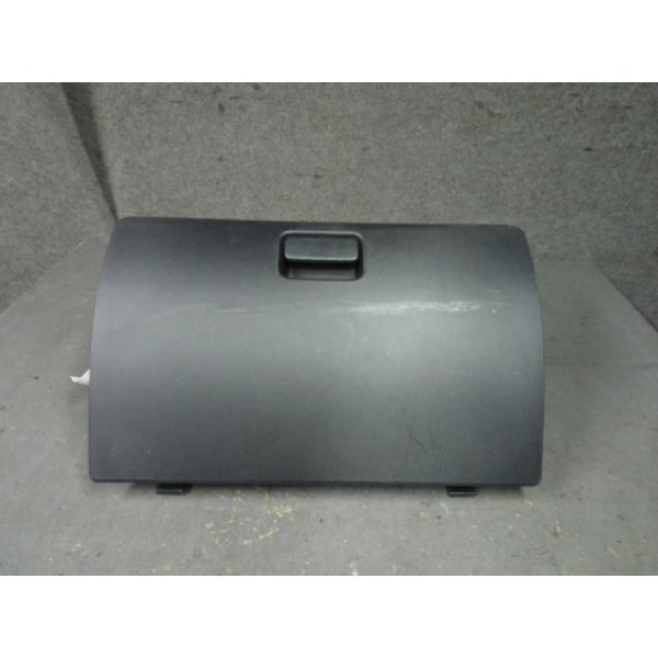 **** 商品説明を必ずご確認ください ****部品管理番号：260121000870210メーカー純正品番：55550-B1110-C0部品名：グローブBOX部品区分：リサイクル品車名：ロッキー車両タイプ名：5DJワゴン通称型式：A201...