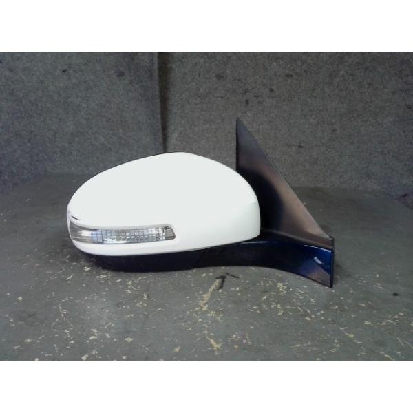 **** 商品説明を必ずご確認ください ****部品管理番号：260204000313500メーカー純正品番：84701-71LV3-BMP部品名：右サイドミラー部品区分：リサイクル品車名：スイフト車両タイプ名：5ドアハッチバック通称型式：...