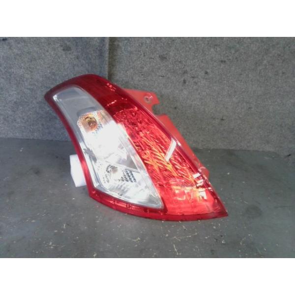 **** 商品説明を必ずご確認ください ****部品管理番号：260204000315600部品メーカー：オートモーティブ・ライティングメーカー純正品番：35670-71L00部品名：左テールランプ部品メーカー品番：8101部品区分：リサイ...