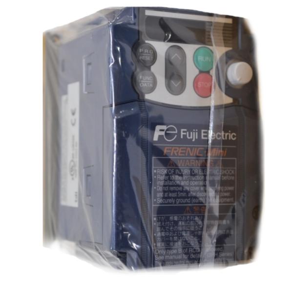 ブランド：富士電機商品名：コンパクト形インバータ  FRENIC-Mini(C2)シリーズ 型式：FRN0.4C2S-7適用モータ容量(kW)：0.4定格出力電圧(V)：AC200〜240入力電圧 クラス：単相200VFRENIC-Mini...
