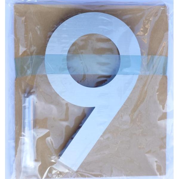 材質/仕上文字板/ステンレス(SUS304・ヘアーライン)台座プレート/アクリル板(黒色)文字6書体センチュリー・ゴシック寸法(高さH×幅W)(mm)163×10.5注意※文字の大きさ、取り付けピッチは文字により異なります。※6と9は同一商...