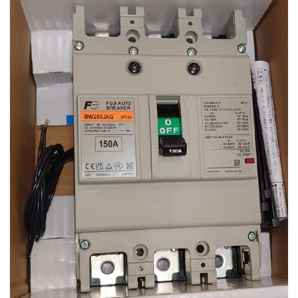 ブランド: 富士電機機器制御品番：BW250JAG-3P150定格電流(A)150製品特長 ・電線の過電流保護を行う一般的な配線用遮断器（MCCB）の電源側プラグイン式です。共通スペック情報 制御盤用配線用遮断器 フレーム：250AF 極数...