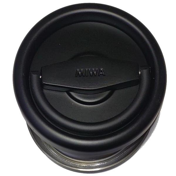 ブランド：美和ロック(Miwalock)型番：ＯＭＣＣZシリンダー：無し対応扉厚(DT)：33〜42mm色：ブラック（BK）付属品：外ノブ, 内ノブ, 取付けネジ主な使用ドア ：防火扉, 点検口等(取っ手のみ必要な扉)