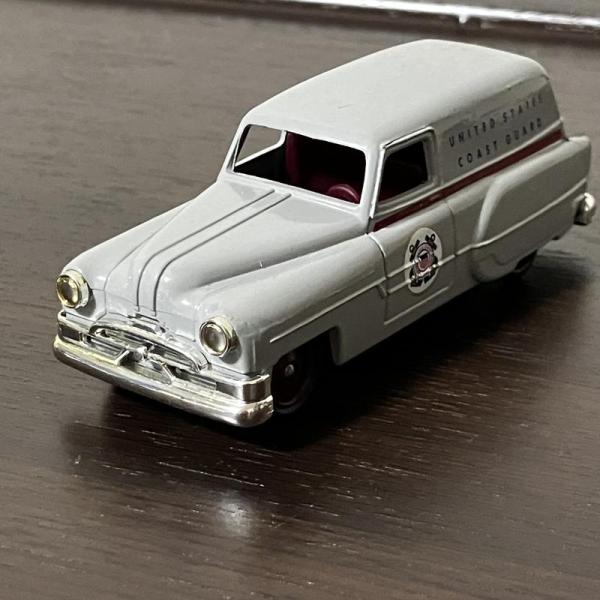 【商品状態】箱はございません。本体のみの出品です。簡易的な拭き取り掃除はしましたが、ホコリの付着など多少ございます。画像をご確認の上ご判断をお願いいたします。中古品の為、傷や汚れ等ございます。