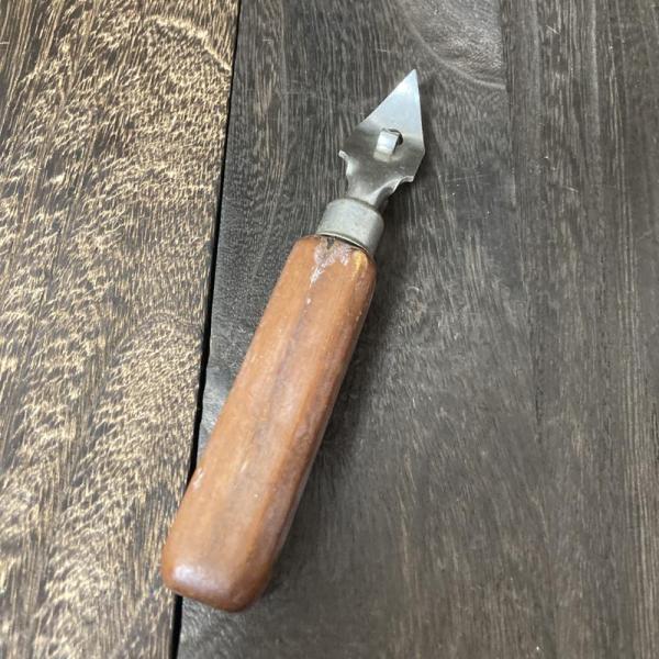 【商品状態】画像にてご確認ください。古いお品物の為、経年劣化や取り切れない錆や汚れ、傷等ございます。上記の理由により、実用的では無く、インテリアとしておすすめです。