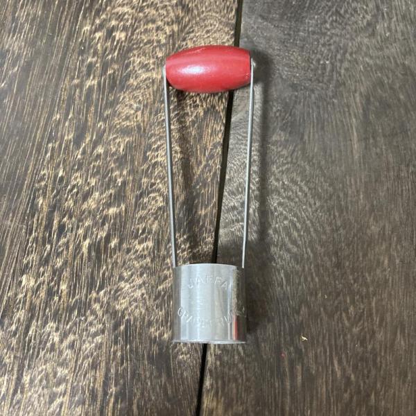 【商品状態】画像にてご確認ください。古いお品物の為、経年劣化や取り切れない錆や汚れ、傷等ございます。上記の理由により、実用的では無く、インテリアとしておすすめです。