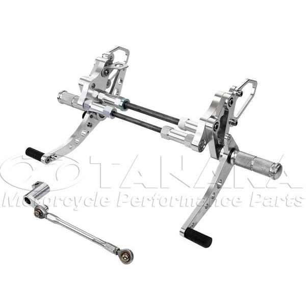 【こちらは田中商会_ヤフーショッピング直営店です】 6Vダックス用　アルミ製バックステップキット【適合】　6Vダックス可動部にミニチュアベアリングを使用しておりますので、スムーズなブレーキ操作およびシフトチェンジ操作が可能です。ステップの高...