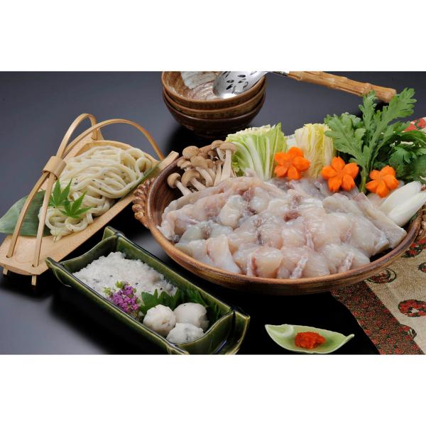 本場関門ふく鍋セット（4人前） 4828-670 | お中元・お歳暮・2025・2026・ギフト・贈り物・お取り寄せグルメ・人気・おすすめ・ふぐ・魚・海鮮・高級ふくちり、旨味たっぷりのふく入りつみれ、とらふくの皮を練り込んだうどんが楽しめる...