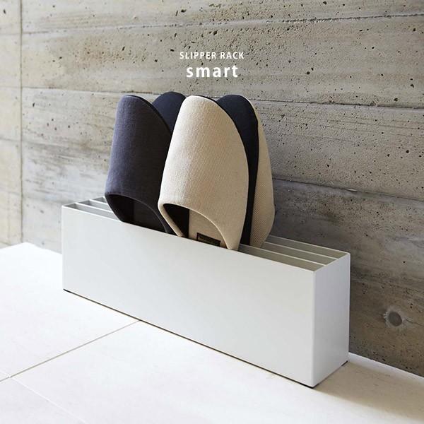 ■特長スリッパの裏面を重ねて4足収納できます。横置きのスリム設計だから玄関靴箱横や廊下やリビングなど場所をとらずすっきり収納できます。安定感もしっかりで使いやすさと機能性を重視したスリッパラック。玄関の壁にぴったりと収まるコンパクト角型。ス...
