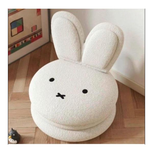 Aesthetik Kids × Miffy（ミッフィー）のコラボレーションによる、子供部屋の主役級インテリア「Juvenile Macaron Chair」です。■ミッフィーファン必見のポイント・【ミッフィー顔が座面に】可愛いマカロン型の...