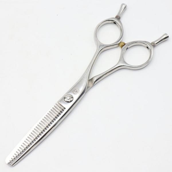 【美品】光邦シザーズ KGT30RE セニング■商品情報・メガネハンドル・6インチ・セニング30目・スキ率約20%〜25%（メーカー発表のスキ率です）・56.3グラム■商品状態【A】大きなダメージもなく程度良好の美品・USED品ではございま...