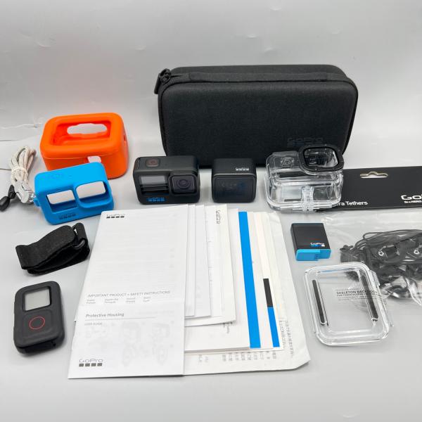 GoPro HERO11 BLACK CHDHX-111-FW ウェアラブル アクションカメラ ゴープロ 本体■商品状態【B】一般的な使用感のある商品・本体側面とステータススクリーンに使用に伴う細かな擦れキズがございます。・「GoPro日本...