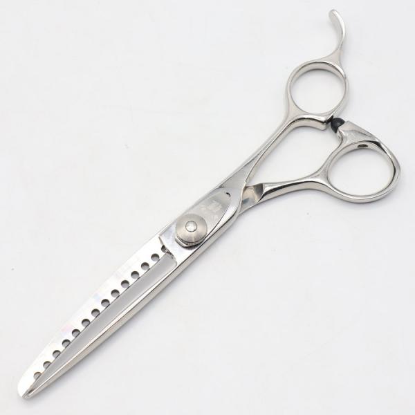 【美品】MIYABI 山中スペシャル 雅 セニング シザー■商品情報・オフセットハンドル・5.8インチ・セニング14目フラット・スキ率約60%〜70％・61.4グラム■商品状態【A】大きなダメージもなく程度良好の美品・USED品ではございま...