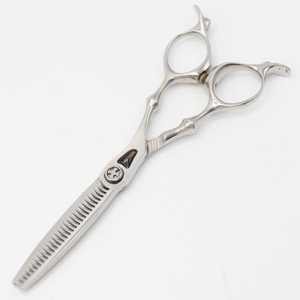 【美品】刃物屋トギノン NEO Queen R28 セニング ネオクイーン トギノン シザー■商品情報・メガネハンドル・5.8インチ・セニング28目・スキ率約20%（メーカー発表のスキ率です）・鋼材：Co.Special・触点：オイルレスシ...