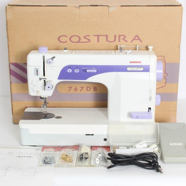 ジャノメ COSTURA 767DB ミシン コスチューラ JANOME 本体■商品状態【B】一般的な使用感のある商品・本体には色あせ感や細かな擦れなどがございます。・付属品：フットコントローラー、電源コード、ボビン（3個）、ブラシ、ねじま...