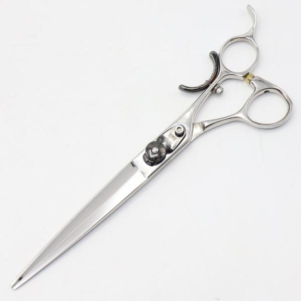 【美品】柳生 覇王 XK70 カットシザー■商品情報・片剣刃・オフセットハンドル・7インチ・鋼材：VG10・67.7グラム■特徴技術的にも作るのが難しい剣型タイプ（片剣）鋭い刃付けで力強い切れ味にこだわったモデル。余分な遊びを排除した覇王プ...