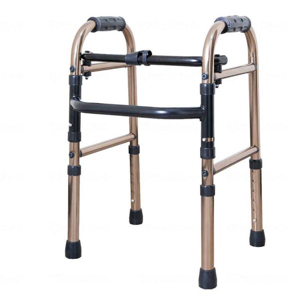 折りたたみ式歩行器SSタイプ C2021SS は、大切な方の生活と自立に重要なステップを担う歩行器です。業界最小サイズです。 【サイズ】幅41×奥行35×高さ58〜71cm（6段階調整）折りたたみ時幅41×奥行15×高さ58〜71cm【重さ...