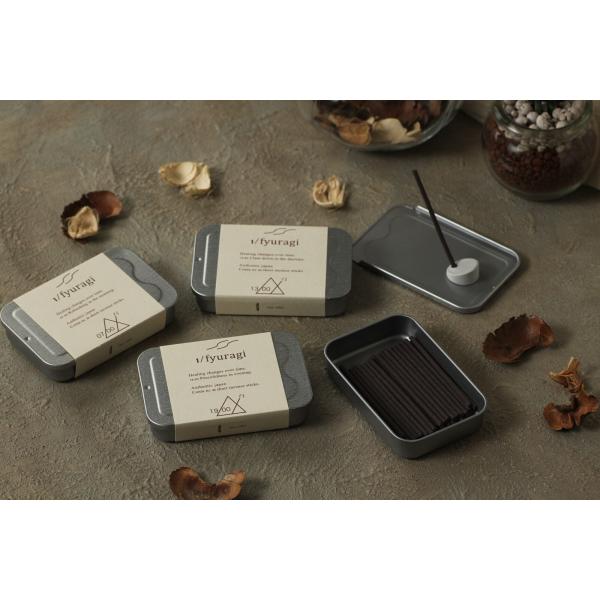 ・H20×W96×D65mm・ショートインセンス30本入り　お香立て1　燃焼時間約15分・スライドケースの裏面にお香立てを置き、お香を立ててお使いください.香りの種類 13:00● 甘さの中に深みのある集中力を高める香り●自然界には多くの「...