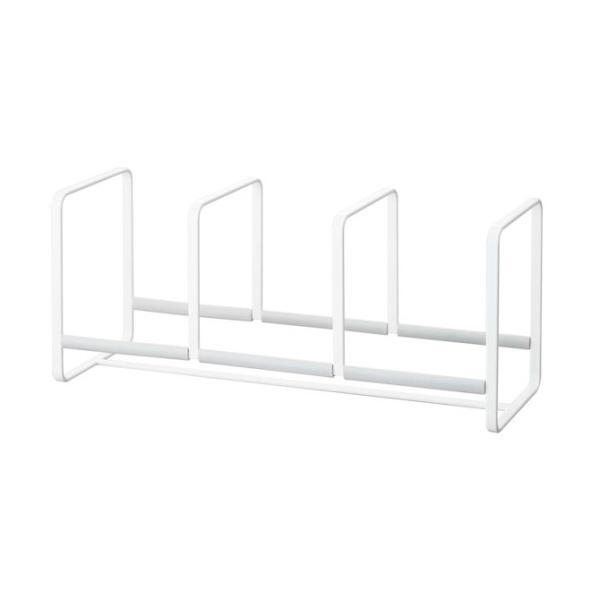 戸棚に大皿から小皿まで立てて収納でき出し入れスムーズ！