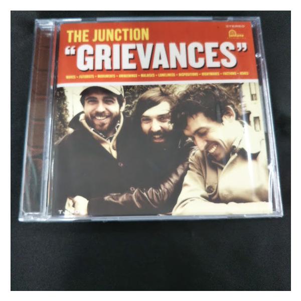 【商品名】THE JUNCTION/GRIEVANCES　【商品説明】こちらの商品は長期倉庫保管品の為中古扱いとしています。パッケージに擦れや傷、破れなどがある場合がありますので、完品をお求めの方はご購入をお控えください。長期倉庫保管品の為...