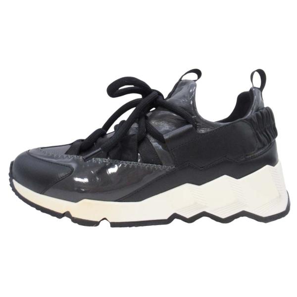 【商品名】PIERRE HARDY ピエールアルディ TREK COMET トレックコメット スニーカー シューズ 靴 37/23.5 ブラック【ブランド】PIERRE HARDY ピエールアルディ【対象】レディース【ランク】B ※使用感や...