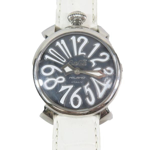 【商品名】Gaga Milano ガガ・ミラノ マヌアーレ マニュアーレ MANUALE 40mm クォーツ レザー 腕時計 ウォッチ ホワイト ブラック【ブランド】Gaga Milano ガガ・ミラノ【対象】レディース【ランク】B ※使用...