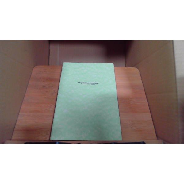 A Basic Guide to Aromatherapy2000年12月 初版発行（写真の商品の実際の発行日を示すものではありません。）シミ　多くのライン引き　書込み　有