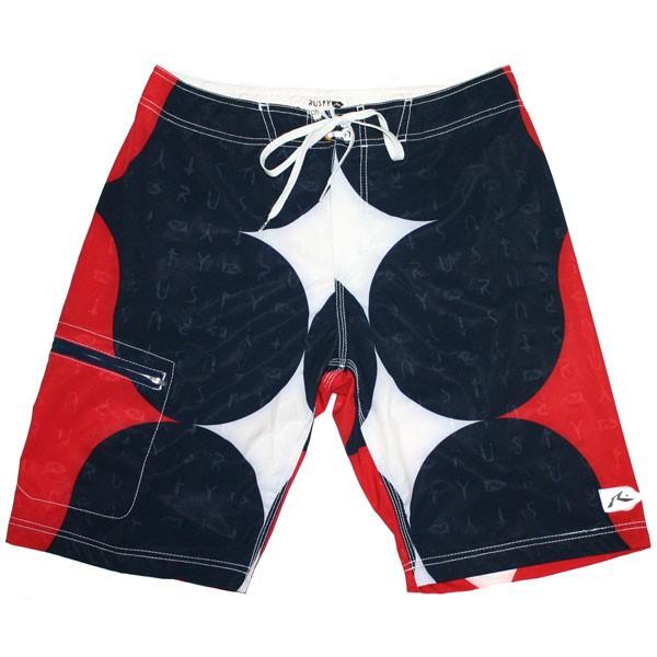 RUSTY1953年California San DiegoにRusty Preisendorferは生まれました。 14歳からサーフィンをはじめてから早くにサーフボード作りに興味を示し、16 歳からシェイプを始め Surf Brand と...