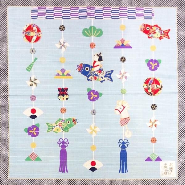 金太郎や鯉のぼりが可愛らしい小風呂敷です。お弁当包みやお部屋のインテリア、ラッピングなどにおすすめです。≪サイズ≫約50cm≪素材≫綿100％（日本製）※商品写真はできる限り実物の色に近づけるよう加工しておりますが、ディスプレイの設定等によ...