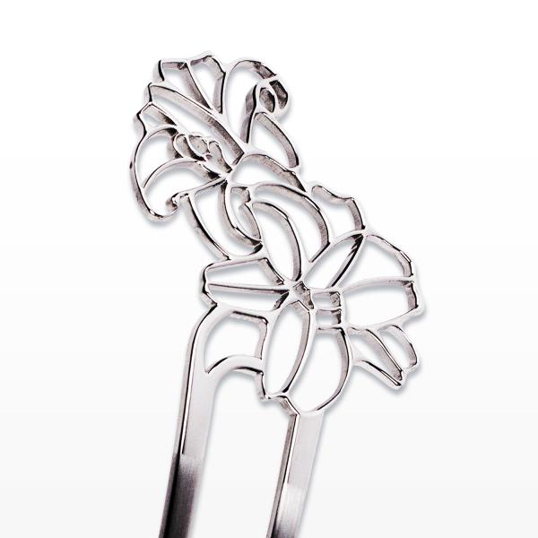 三代目板金屋 KANZASHI 花と四季 椿、山茶花、八重桜、月下美人、菊、デイジー、百合、ダリア〇これ１本でセルフヘアアレンジ〇ずっと変わらない輝きと丈夫さ≪カラー/素材/サイズ≫・シルバー・ステンレス・約50×135mm◆商品は、桐箱に...