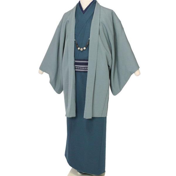 爽やかな緑色の着物に、少し青みの掛かった薄緑の羽織を合わせました。紬です。お出掛けやパーティー、七五三のお父さんの着物などにご利用頂けます。着物、羽織、帯、雪駄、着付け用品（半じゅばん、羽織ひも、たびソックス、えり芯、ウエストベルト）一式セ...