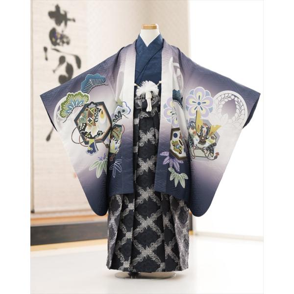 6歳〜8歳 男の子 着物レンタル d6145 大きめ5歳 7歳前後男児《身長約125cm前後》貸衣装 おしゃれ 人気 かわいい 子供用 往復送料無料 紺紫ぼかしに古典吉祥飛翔鷹【サイズ】身長…120cm〜130cm位【素　材】表地：高級ポリ...