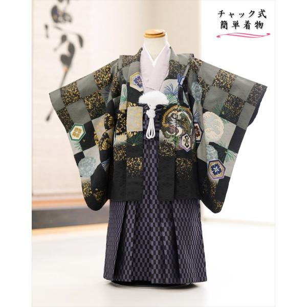 感動楽チャック着物 ワンタッチ着付け 3歳 男の子 羽織袴 着物レンタル zd3012「光」ブランド 水色に吉祥勇壮龍兜【サイズ】身長…95cm前後（93cm〜98cm位）【素　材】表地：上質ポリエステル/裏地：ポリエステル【レンタル内容】...