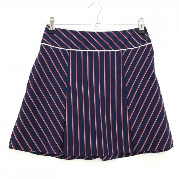 ブランド：Paul Stuart SPORTアイテム：スカート表記サイズ：7実寸サイズ：　ウエスト：約34.5cm　スカート丈：約42.5cm特徴・仕様：斜めストライプ　付属品：商品ランク：A+コメント：ポケット口毛羽立ち少