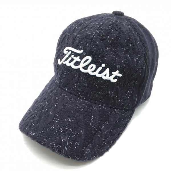 ブランド：TITLEISTアイテム：ニットキャップ 表記サイズ：レディスフリー(55〜57cm)実寸サイズ：　つば：約7.5cm特徴・仕様：適応時期：秋 ・ 冬商品ランク：B+コメント：額汚れ、毛羽立ち