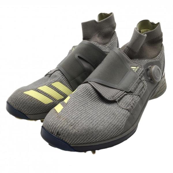 ブランド：adidasアイテム：ゴルフシューズ表記サイズ：27.0実寸サイズ：　アウトソール全長：約30cm　アウトソール最大幅：約12cm特徴・仕様：適応時期：商品ランク：Aコメント：スパイク一部欠け、つま先・ソール汚れ