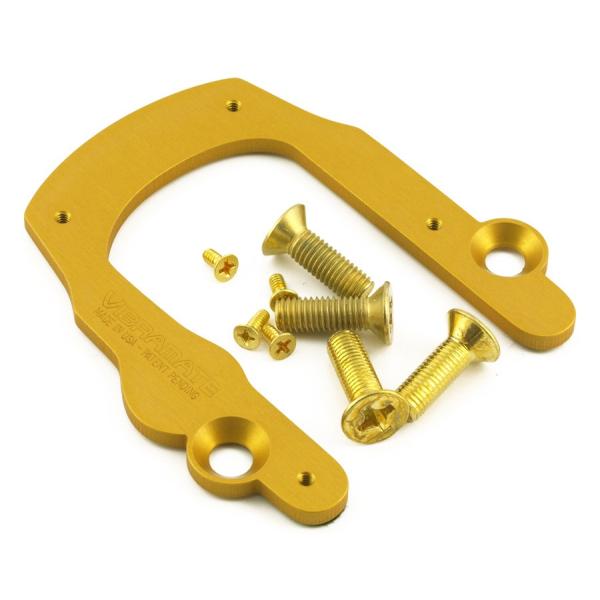 Bigsby B5用クイックマウントキットです。テールピースのボルト部分の穴を利用することで、ギター本体に新たな穴を開けることなく簡単にBigsbyヴィブラートユニットを搭載することができます。チューン・O・マチック＆ストップテールピースを...