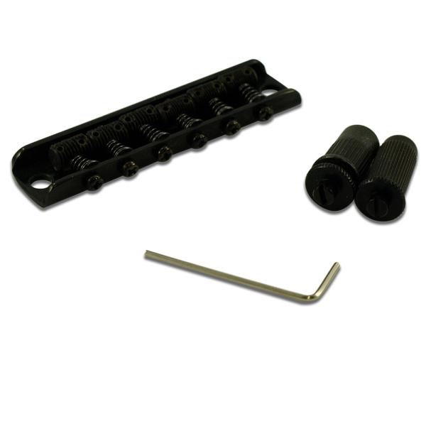 Bigsby搭載ギター用6Wayサドルブリッジです。取り付けることでBigsbyヴィブラートユニットを使用した際にスムーズなアーミングを可能にしてくれます。E-Eストリング間隔:56mm弦間ピッチ：11.2mmアンカー取付穴径：27/64i...