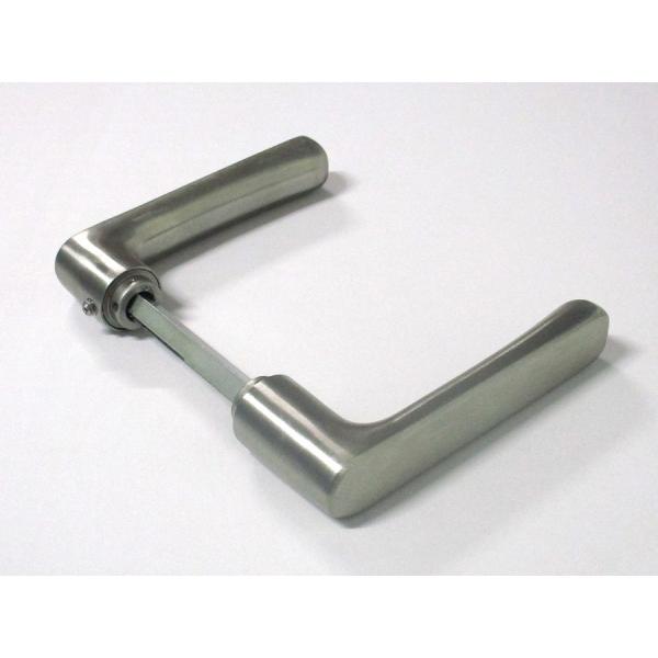 ミワロックRA(85RA)用の取替用レバーハンドルのみ、シルバー色です。 左右勝手兼用です。注）握り玉からのお取替えにはご使用頂けません。