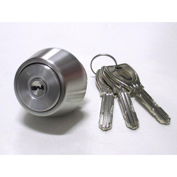 ミワロック最新のPRシリンダーを装着したSWLSP(LSP)用の取替シリンダーです。色はシルバー色(ステン色)で、子鍵は3本ついています。