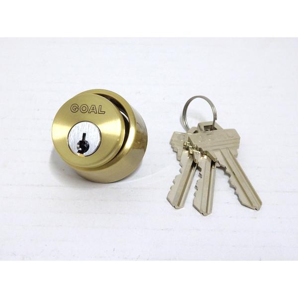 ゴール社のレバーハンドル(AS)LX,本締錠HDなどに使用するシリンダーのピンシリンダータイプです。ゴールド色、扉の厚みは33ミリ〜43ミリに対応しております。