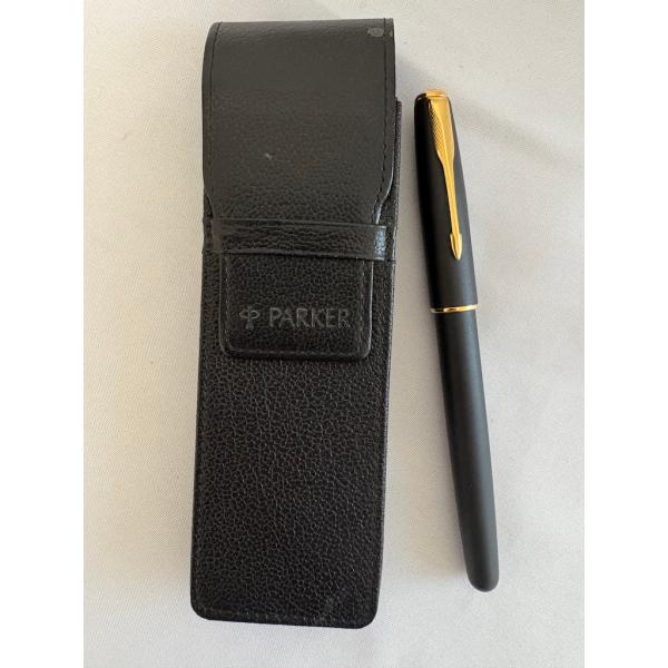 【中古品】パーカー ソネット  PARKER  SONNET   万年筆  インクなし　専用ケース付き　○中古長期保管品です。○専用ケースは内張の剥がれや経年の汚れや傷があります。○インクはありません。○試し書きはしておりませんのでご承知お...