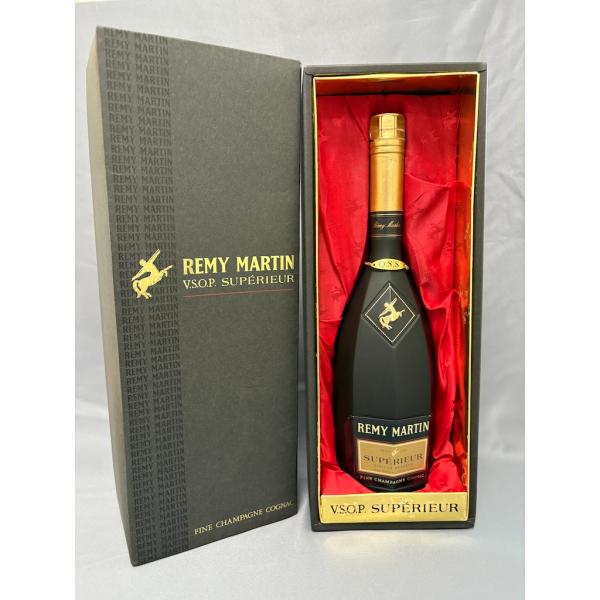 ★古酒 レミー マルタン VSOP スペリオール ヴェイユリザーブ QSS 700ml 40% 箱付 REMY MARTIN FINE SUPERIEUR CHAMPAGNE COGNAC★○未開栓、古酒、一般消費者から買取させていただいた...