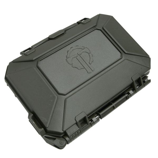 ●MOLLE装備に対応した耐久性抜群のモバイル用ケース●こちらはノンシグナルブロッキング仕様になります。ケースは耐久性に優れた強化ポリマー製で、落下などによる衝撃でも破損を起こしにくくなっています。また、開閉部にはガスケットシールを組み込ん...