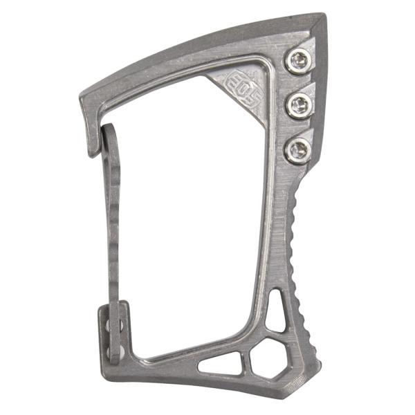 ●強度や軽量性に富んだチタン製のカラビナ●2011年に設立され、最も機能的で強いギアを作製することに注力している新鋭メーカー「EOS(ELITE OUTFITTING SOLUTIONS INC)」のカラビナ。フレーム下部には六角レンチとし...