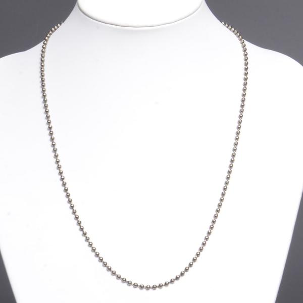 ●軽量で頑丈、そして錆しらずのチタン製ボールチェーン●鉄の2倍の強度を持ち、鉄よりも軽量なチタンは航空機などにも使用されるほど信頼性の高い素材です。チタンの特性として高い耐食性があり、付けたままでの海水浴や入浴などもOK。錆びる心配はなく、...