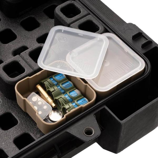 ●DAKA グリッドオーガナイザーに対応した小物ケーズ●革新的かつ優れた機能性を備えたガンパーツをリーズナブルな価格で展開する米国ガンパーツメーカー「MAGPUL」。●小物ケースの詳細 外寸サイズ:約9.5×9.5×4.5cm、内寸サイズ:...